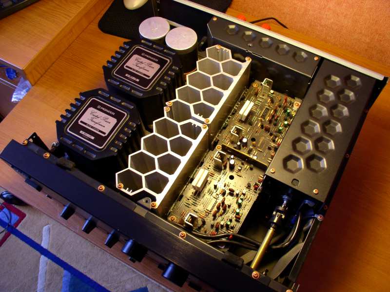 RT22.RU Радиотехника 20 века, форумы • Просмотр темы - Hitachi HA-8700 Усилитель-монстр из ...