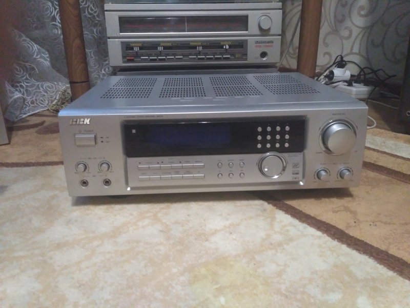 Ресивер BBK AV210 T