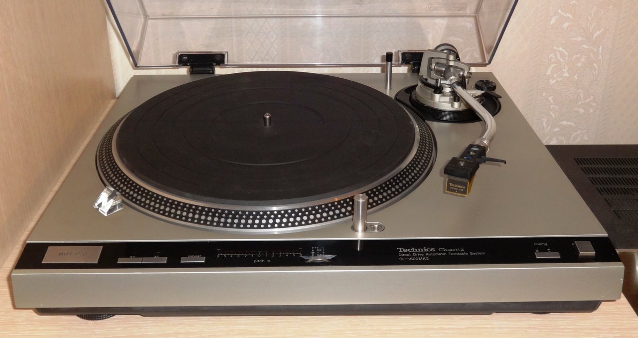 Шестерня Technics SL-1600/1700 mk2, -D33, -Q33
