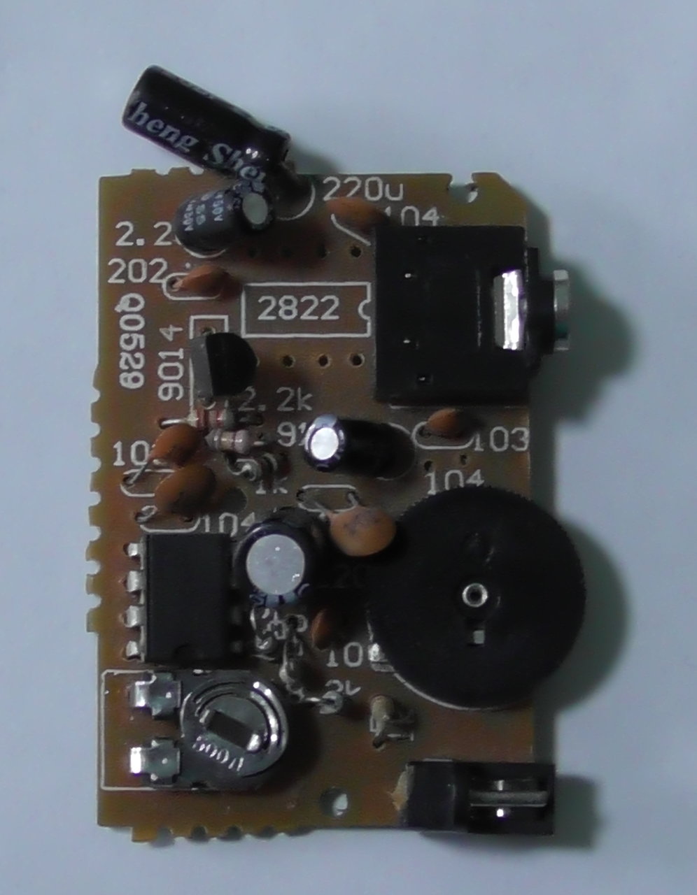 Кассетный плеер с Aliexpress - краткий обзор.