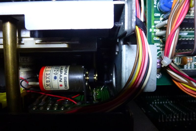 Проигрыватели компакт-дисков Alрine AD-7100/Toshiba XR-Z90