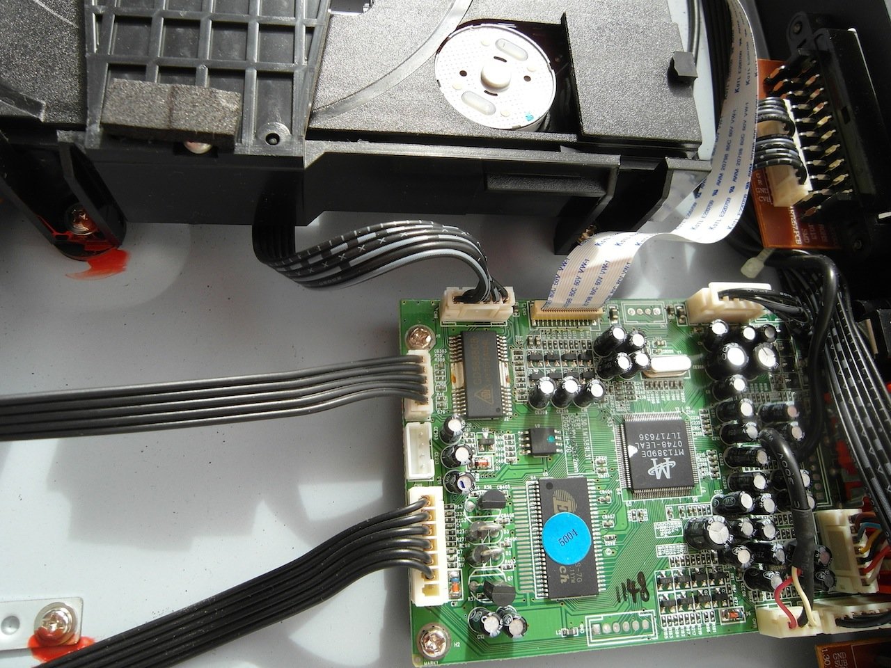 привод для dvd nad t585